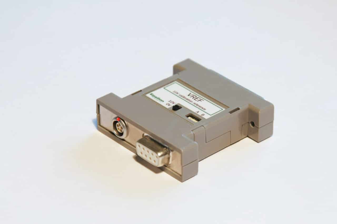 10V Calibration Reference Module - Model VREF